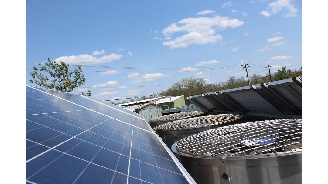 Solar-powered Evaporative Cooling Tower to Reduce Energy Costs | ACHR News