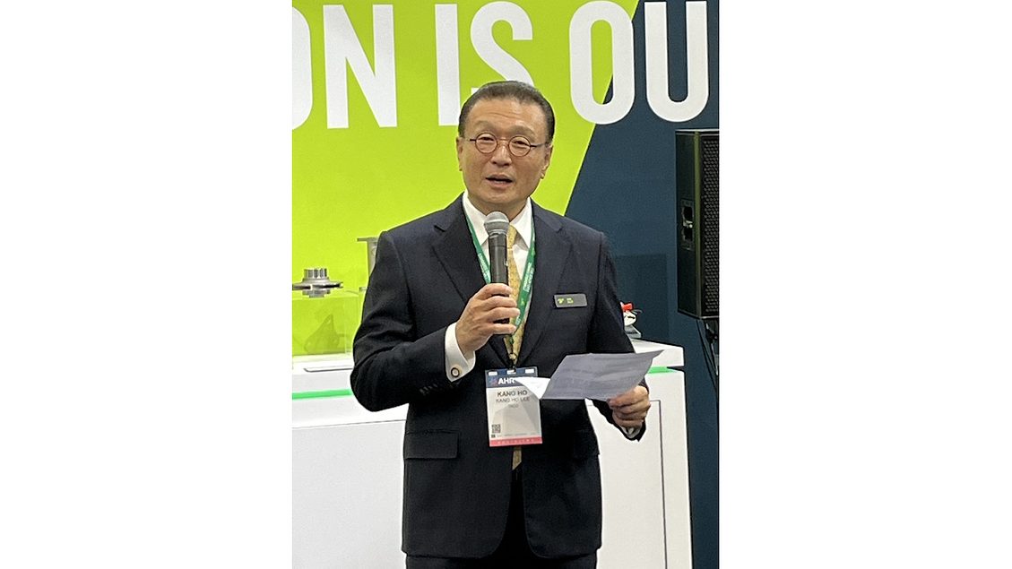 Taco Presents Dan Holohan Comfort Award at 2026 AHR Expo | ACHR News